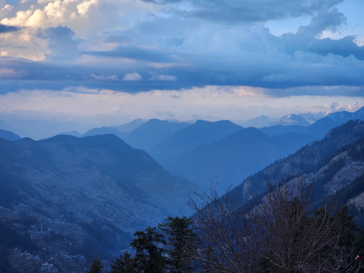 Shoja Village, Jibhi | Gateway to Jalori Pass & Mountain Views